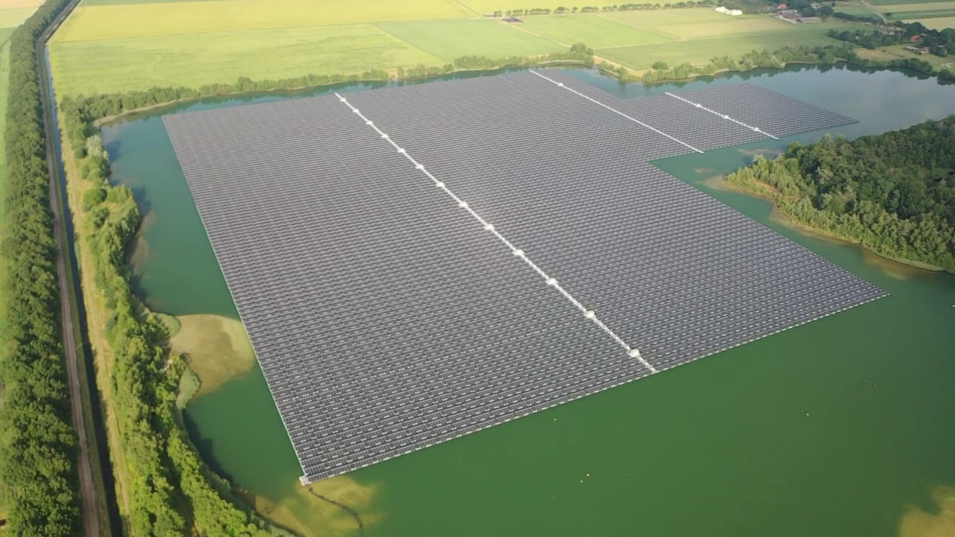 Two largest Floating-PV parks outside of Asia commissioned by BayWa r.e ...